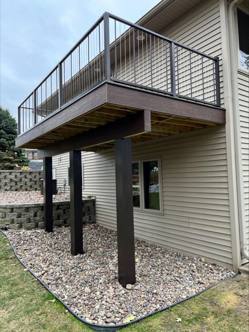 Verticable Aluminum Railing Gallery | Phillips Outdoor Services ...