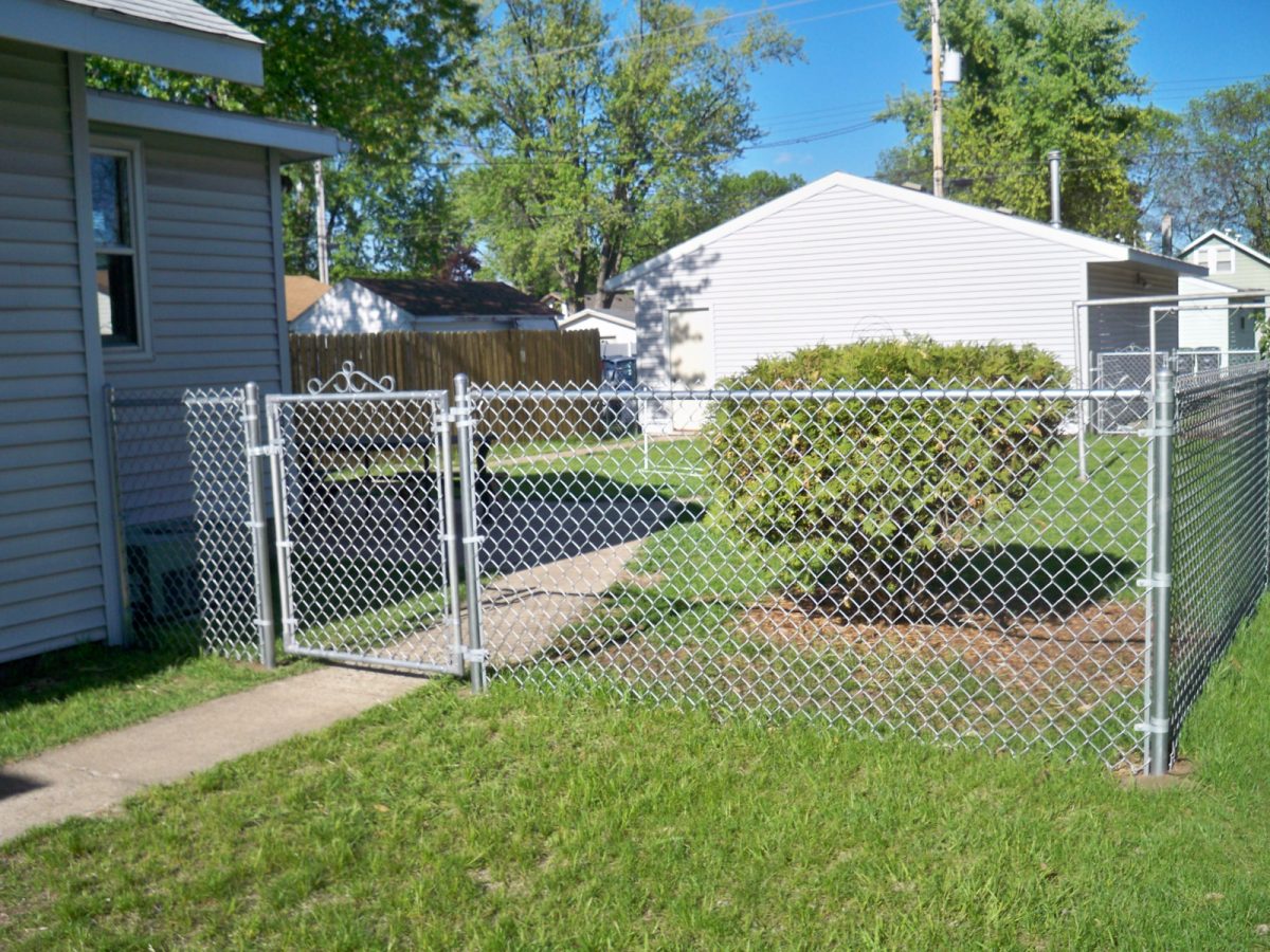 Aluminized Chain Link Gallery | Phillips Outdoor Services - Onalaska, WI